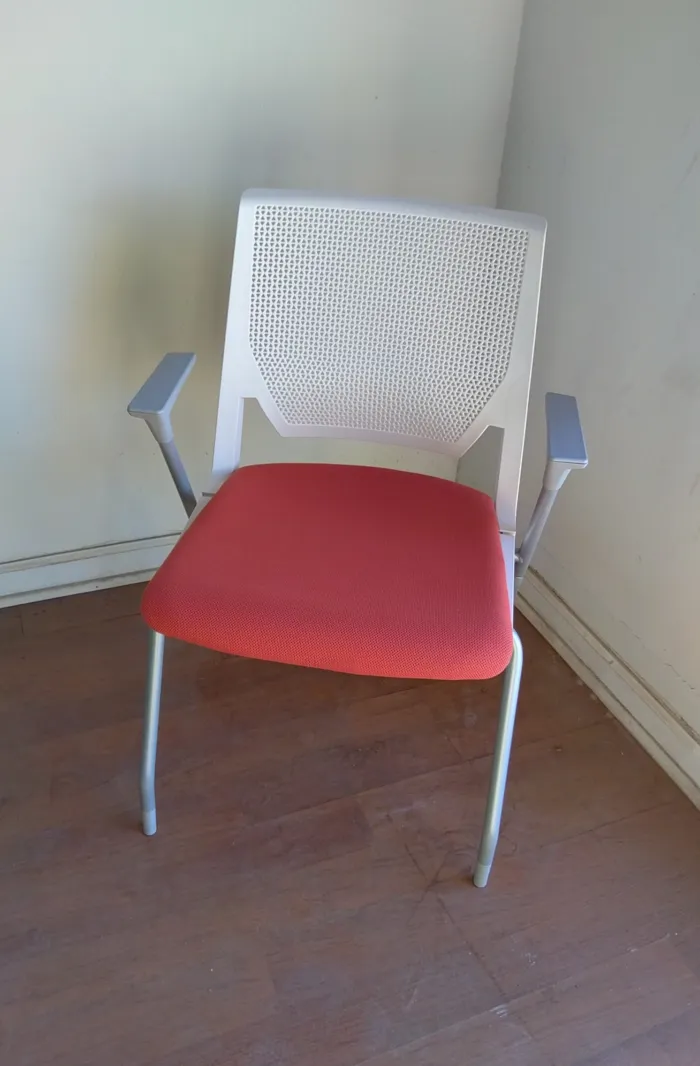 Haworth Very - Creative Business Used Furniture